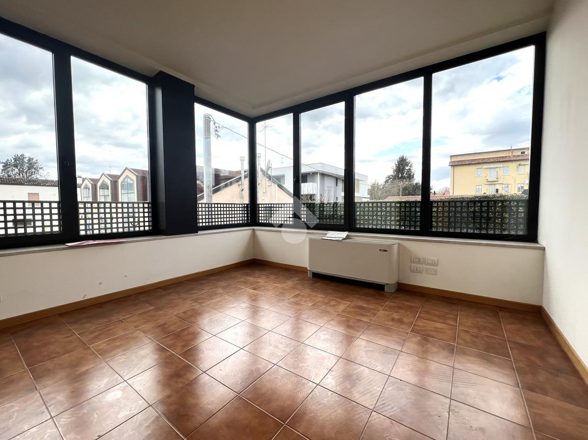 Quadrilocale in Viale Fellisent, Treviso