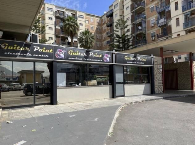 Negozio in affitto a Palermo