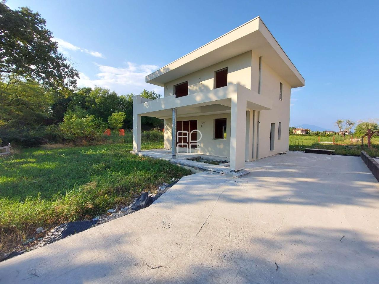 Villa unifamiliare in vendita a Moniga Del Garda