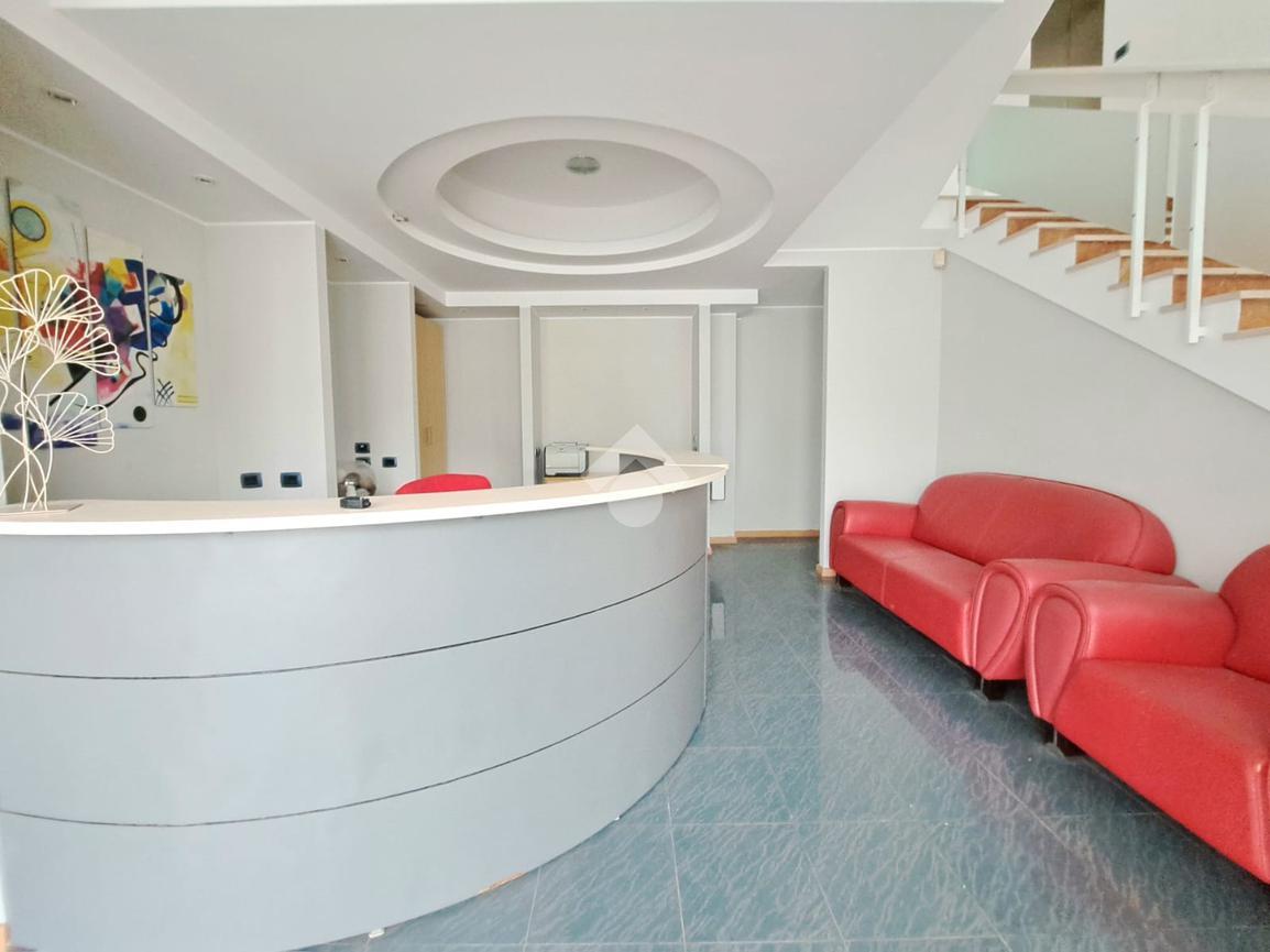 Ufficio in affitto a Pesaro