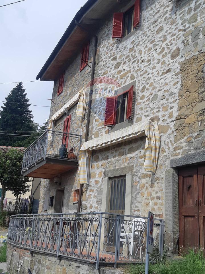 Casa indipendente in vendita a Villa Basilica