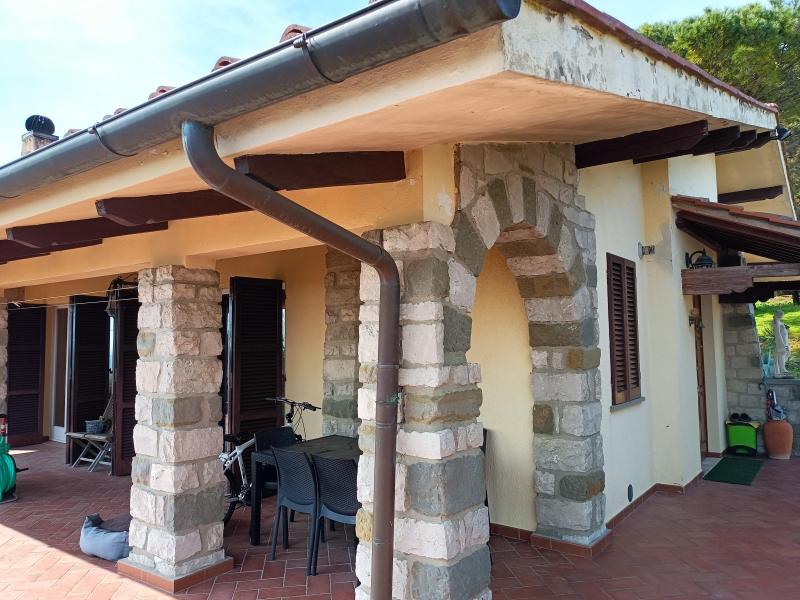 Villa in vendita a Lucignano
