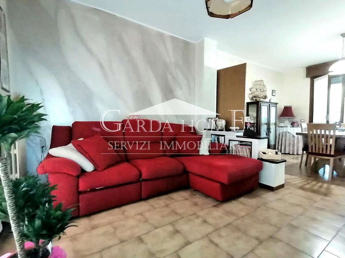 Appartamento in vendita a Desenzano Del Garda