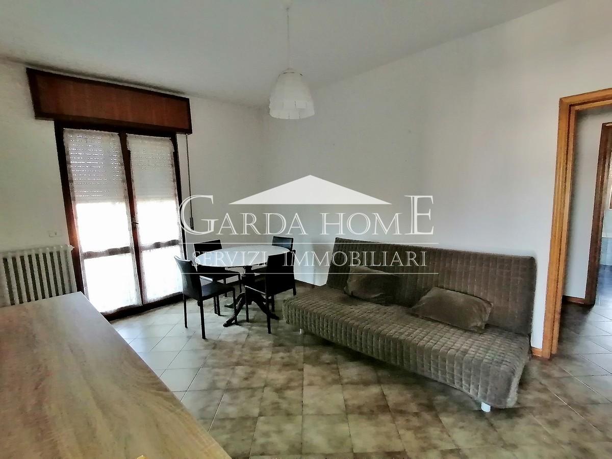 Appartamento in affitto a Desenzano Del Garda