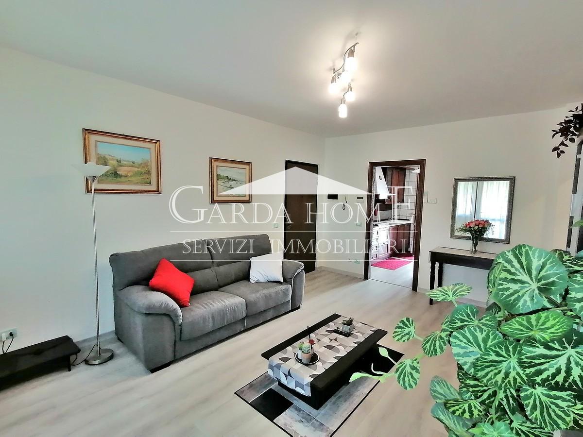 Appartamento in affitto a Desenzano Del Garda