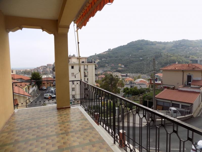 Appartamento in vendita a Imperia