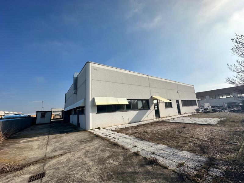 Capannone in vendita a Sissa Trecasali