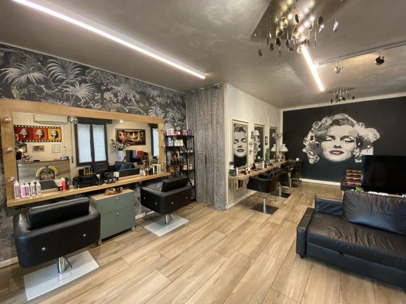 Esercizio commerciale in vendita a Collecchio