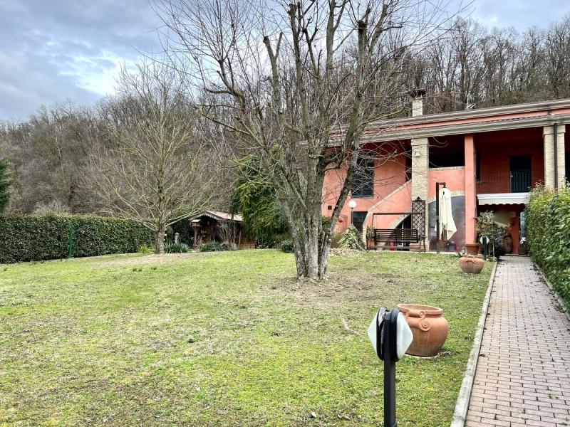 Villa a schiera in vendita a Collecchio