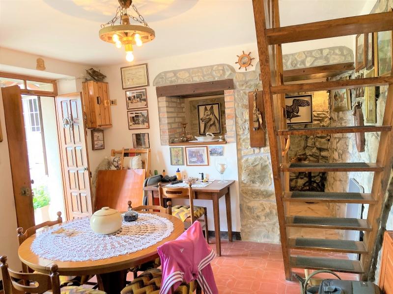 Casa indipendente in vendita a Calestano