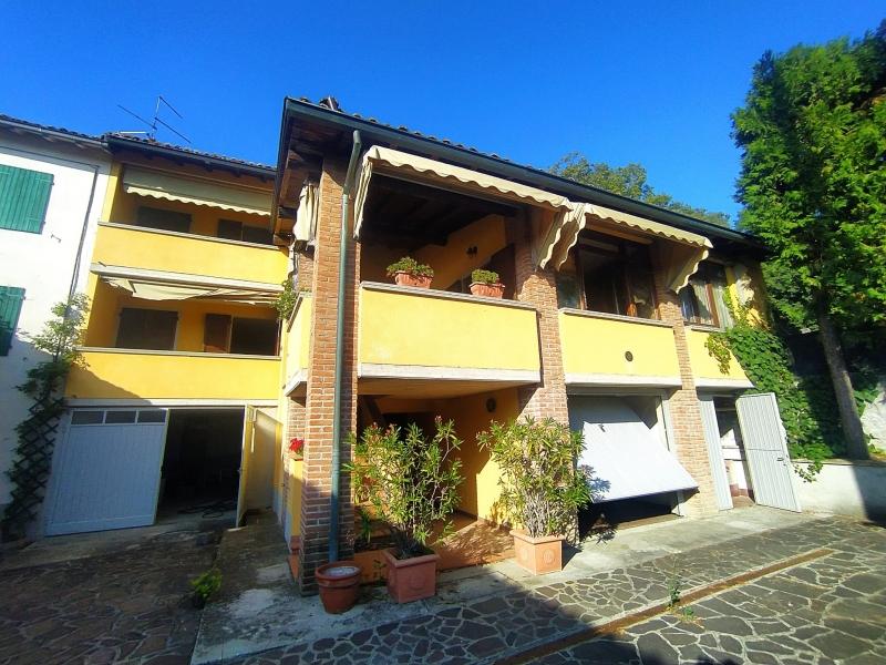 Casa indipendente in vendita a Langhirano