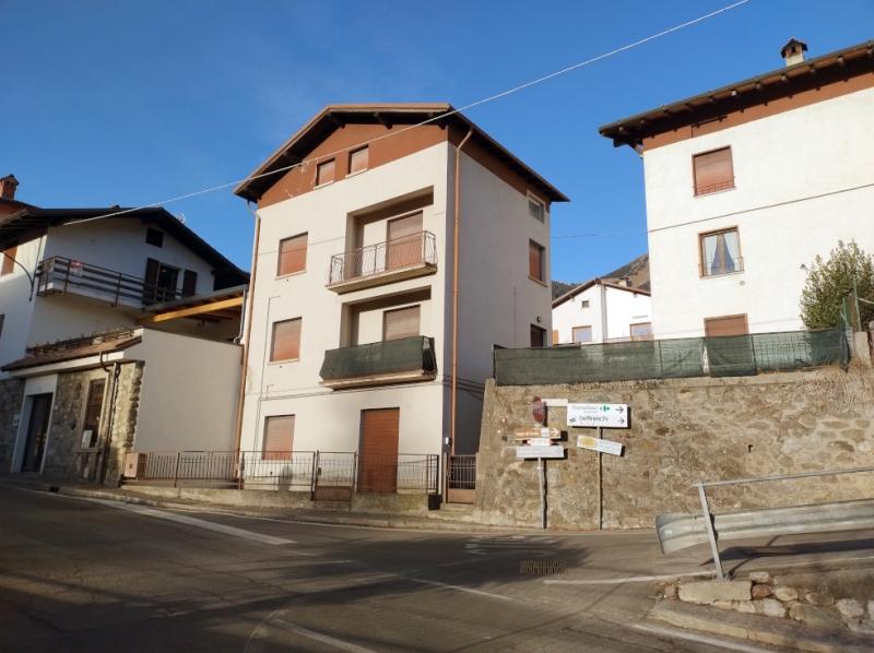 Casa indipendente in vendita a Borno