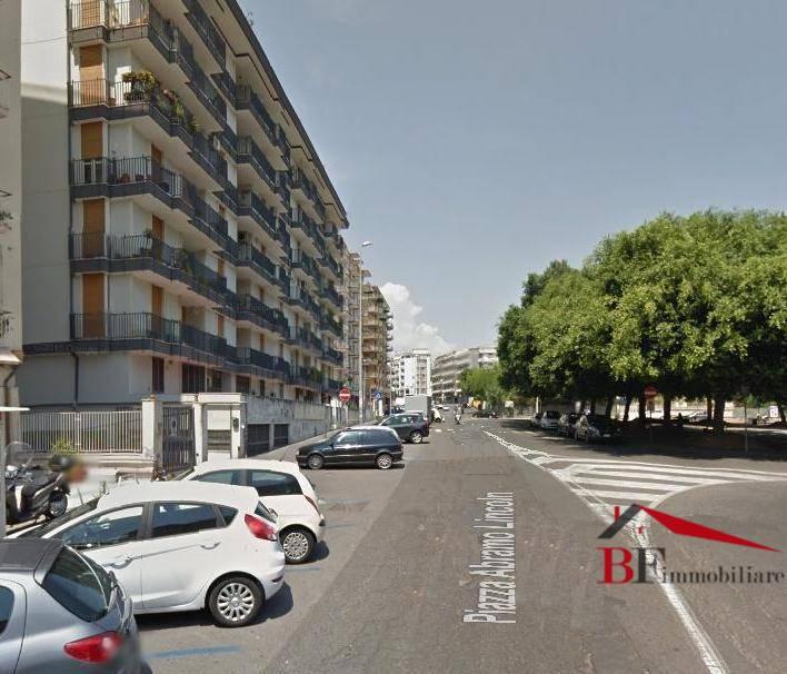 Box in vendita a Catania