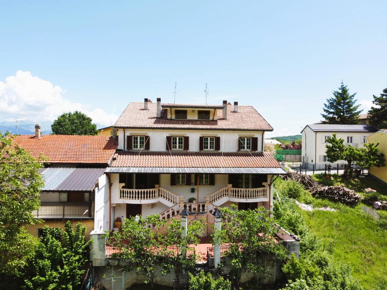 Casa indipendente in vendita a Tornimparte