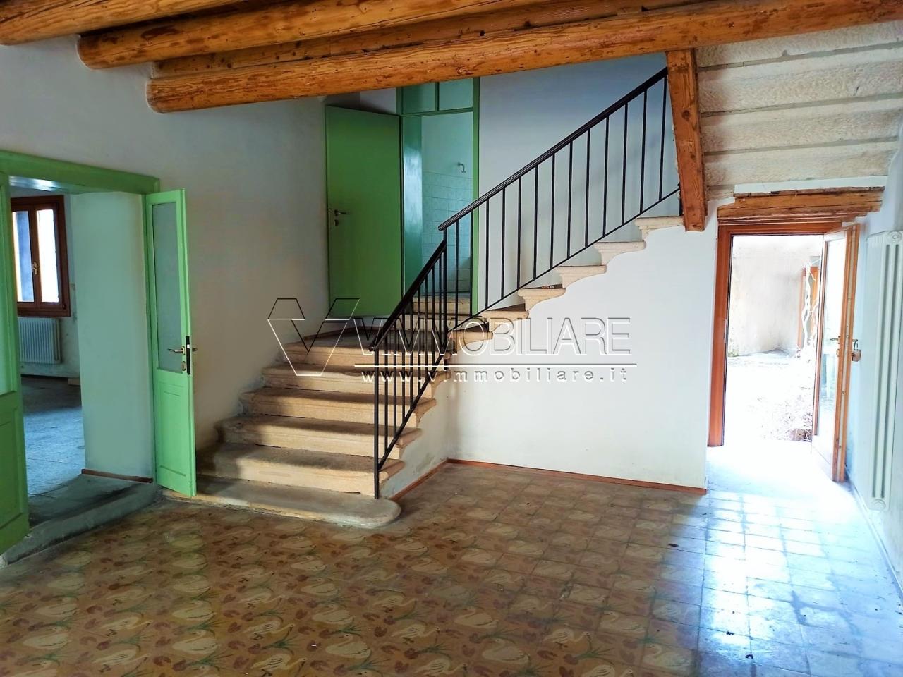 Casa indipendente in vendita a Castegnero