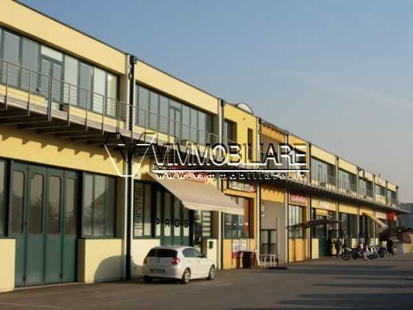 Capannone in vendita a Agugliaro