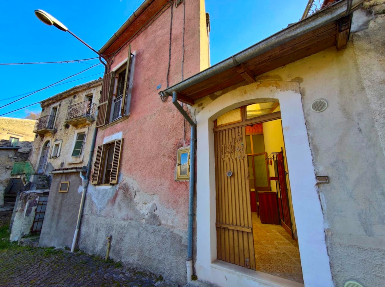 Casa indipendente in vendita a Capestrano