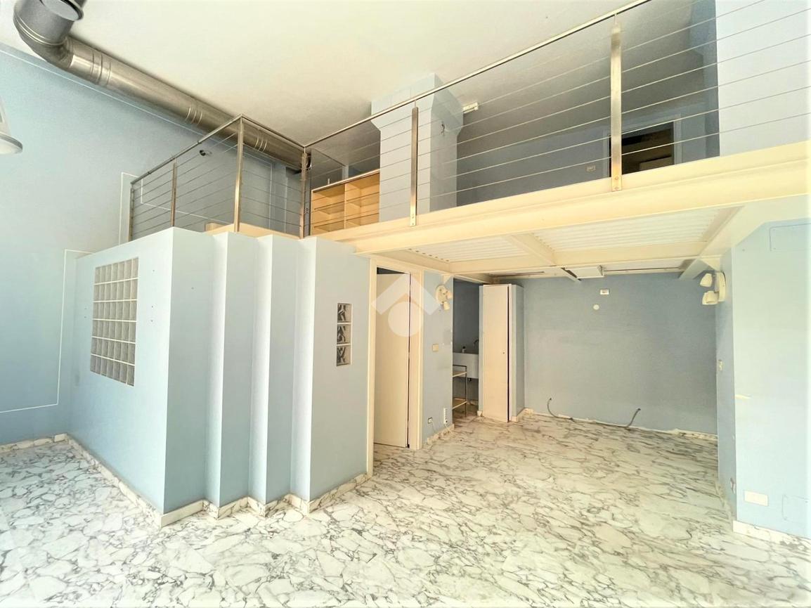 Negozio in affitto a Padova