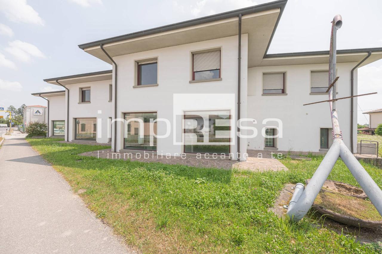 Negozio in vendita a Zoppola