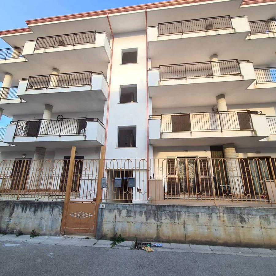 Trilocale in Via Giacomo Leopardi 74, San Marcellino