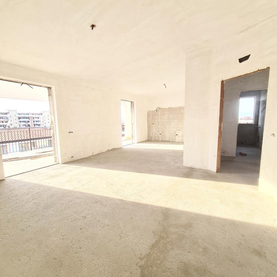 Trilocale in Via Giacomo Leopardi 74, San Marcellino