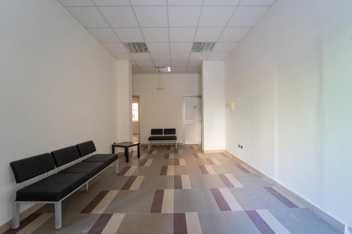 Ufficio in vendita a Casoria