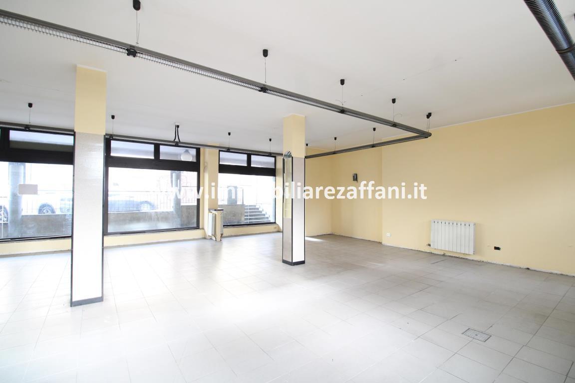 Negozio in vendita a San Vittore Olona