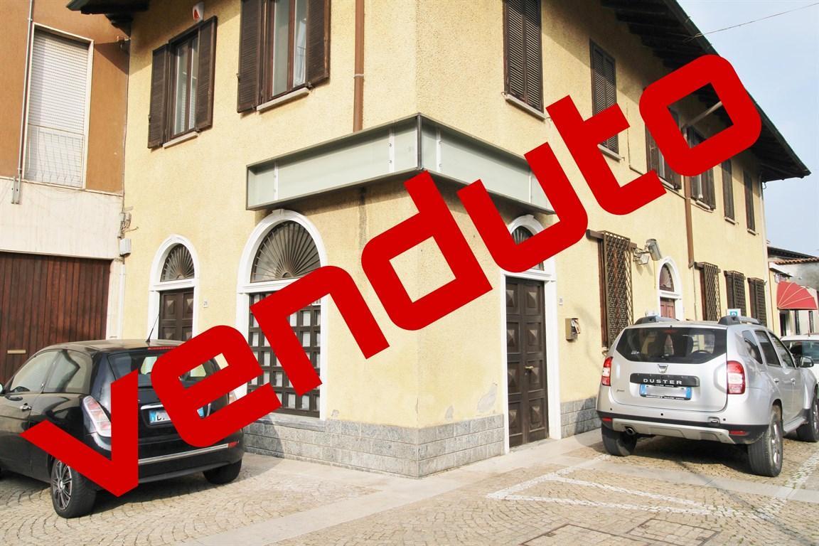 Negozio in vendita a Canegrate