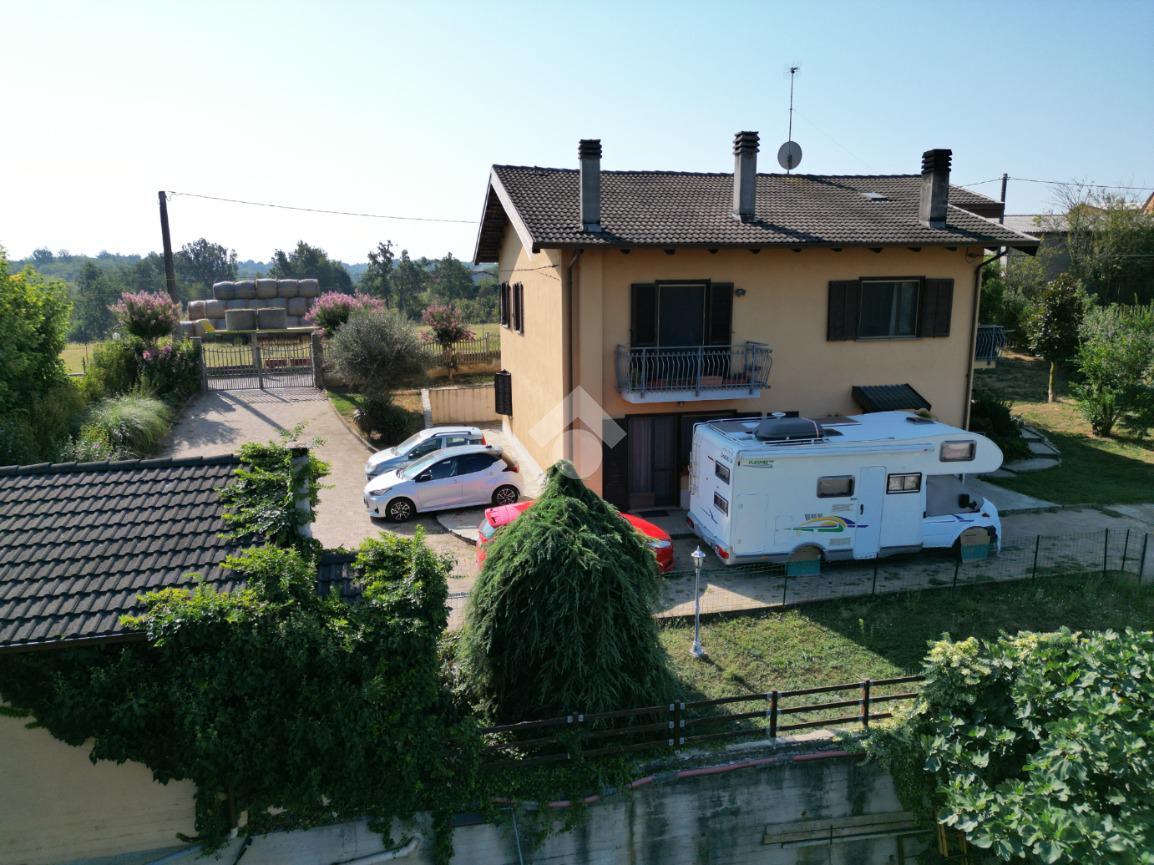 Villa in vendita a Bra