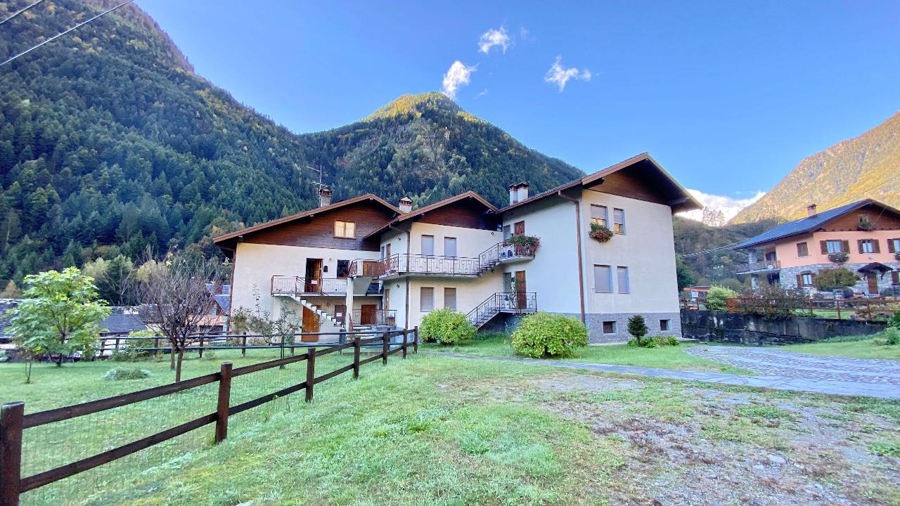 Appartamento in vendita a Ceppo Morelli