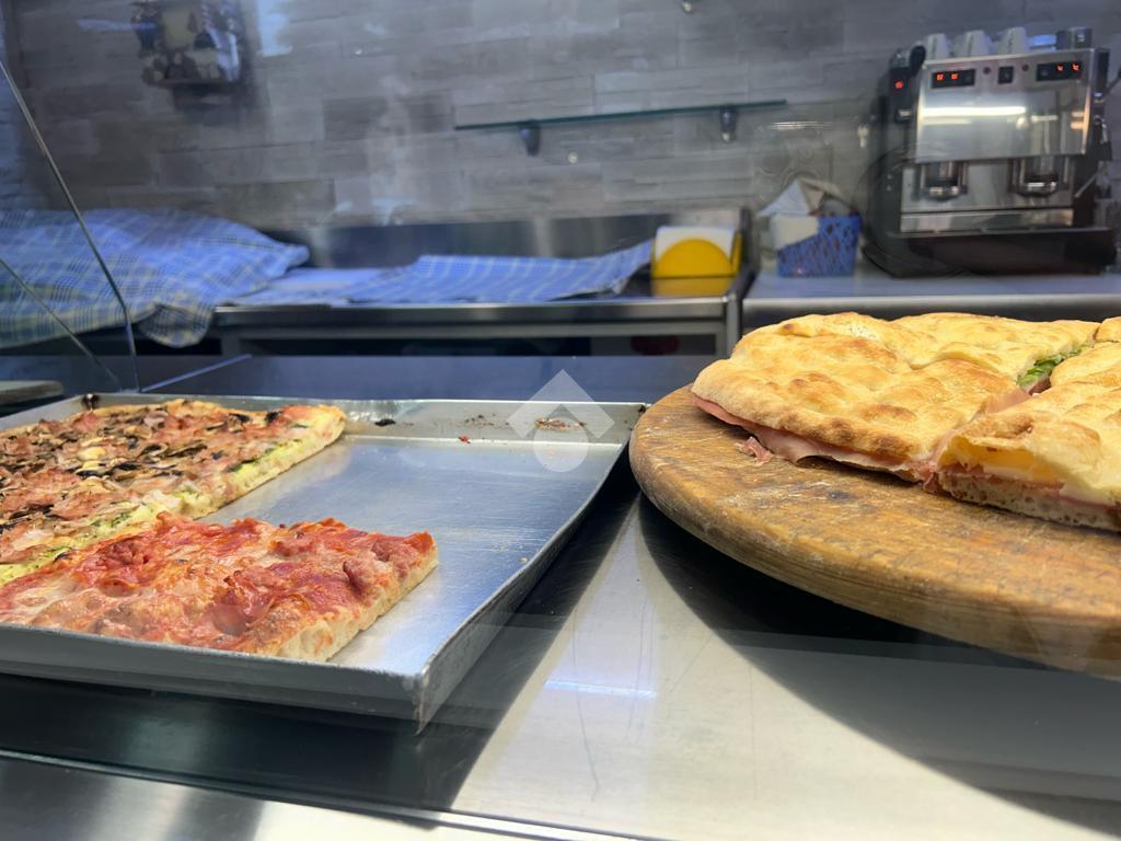 Negozio in vendita a Pistoia