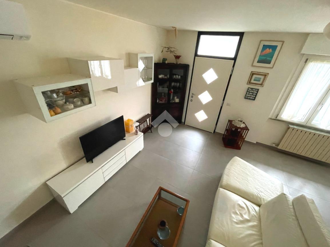 Villa a schiera in vendita a Saronno