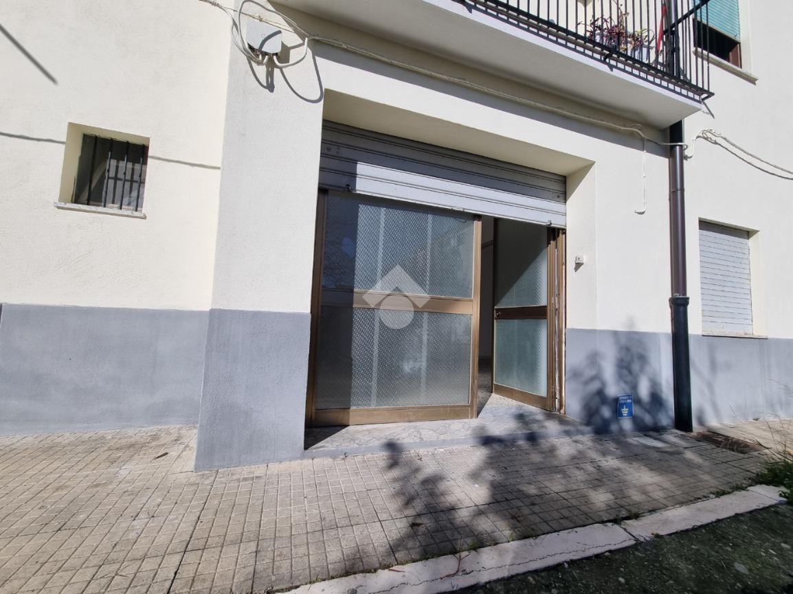 Box in vendita a Catanzaro