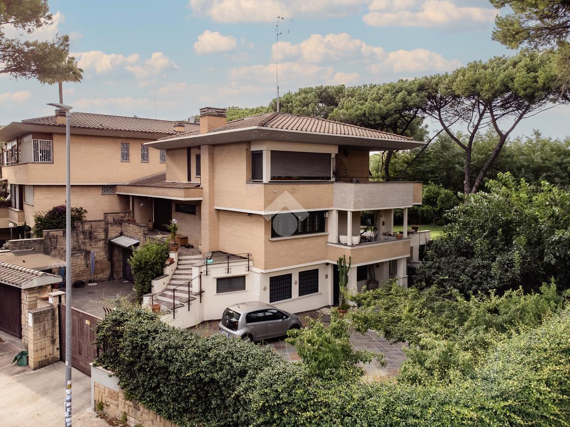 Villa in vendita a Roma