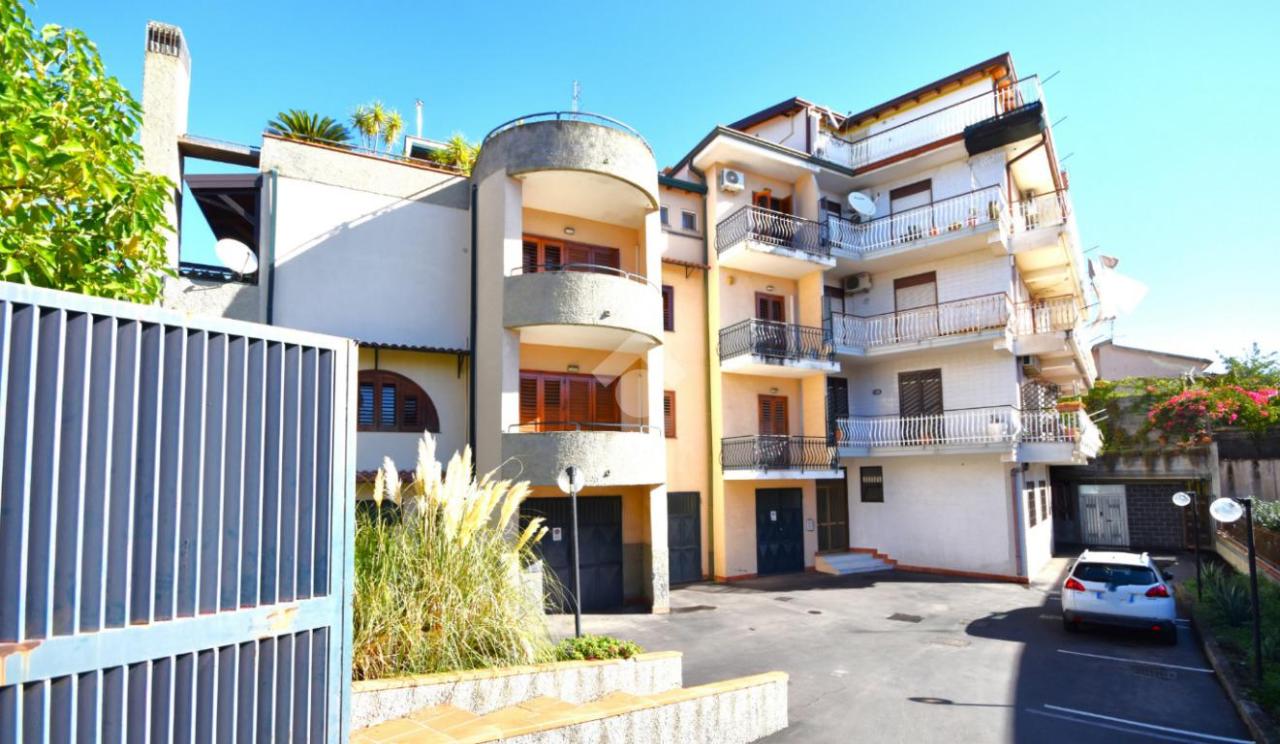 Appartamento in vendita a Gravina Di Catania