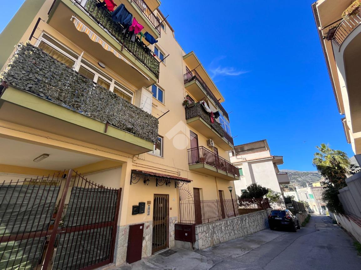 Appartamento in vendita a Palermo