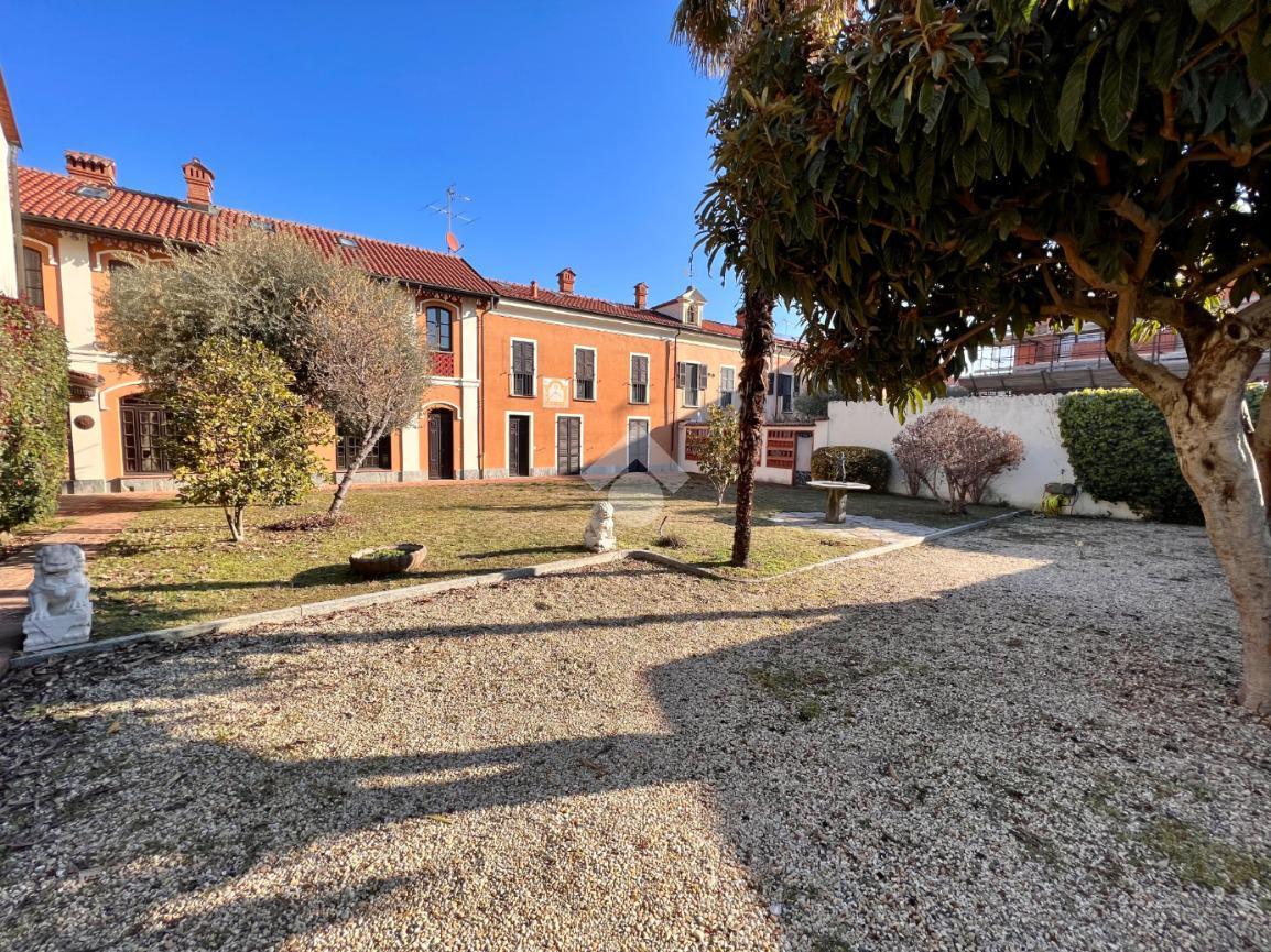 Casa indipendente in vendita a Rivoli