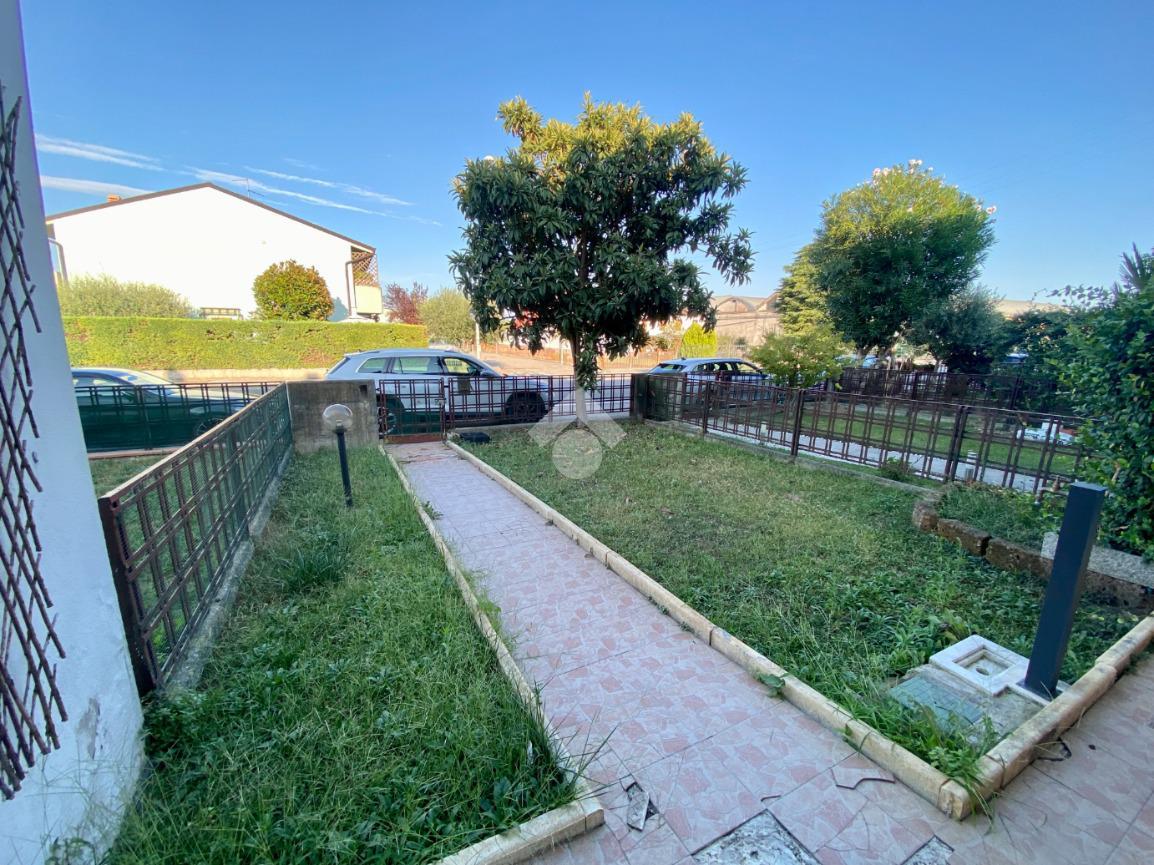 Villa in vendita a San Giovanni Lupatoto