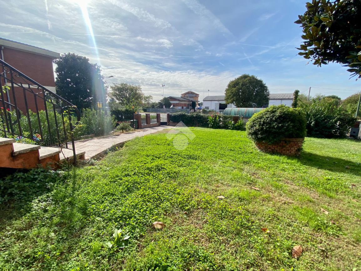 Villa in vendita a San Giovanni Lupatoto