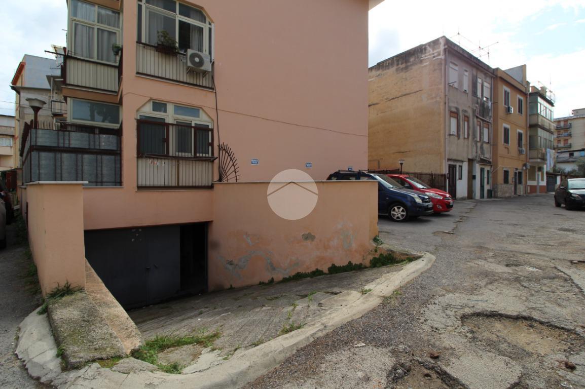 Box in vendita a Palermo