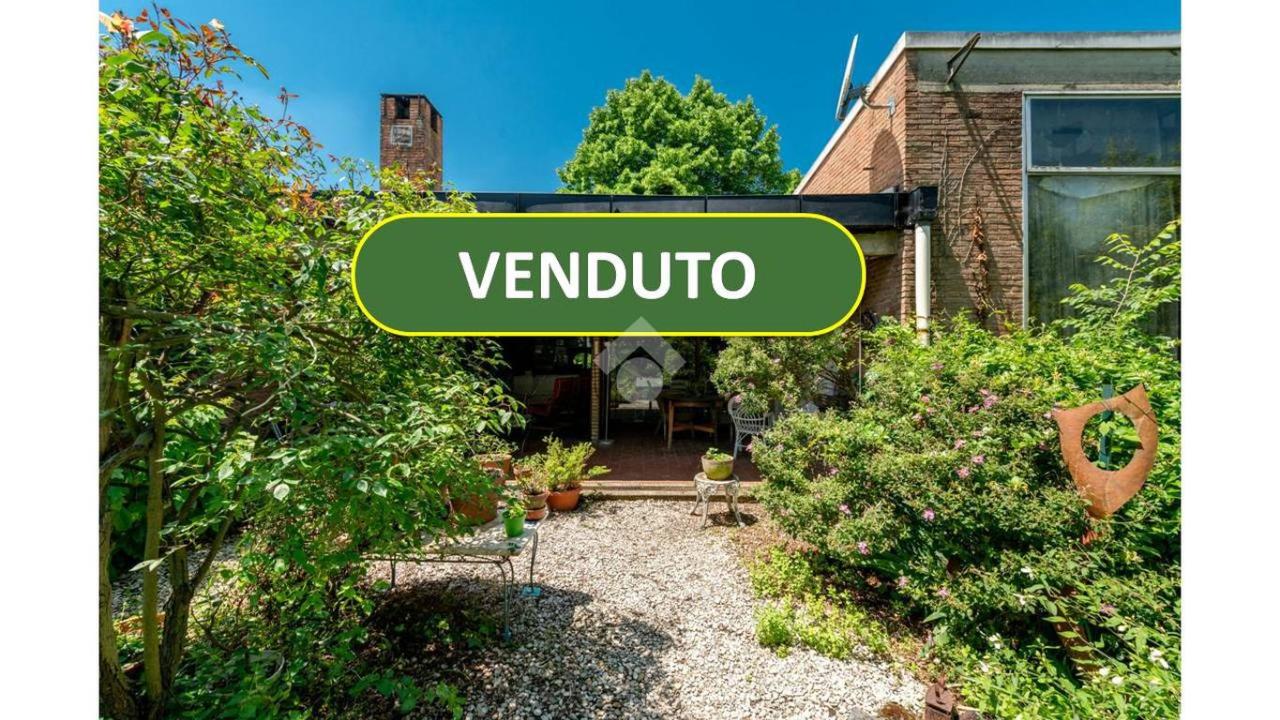 Villa in vendita a Roma