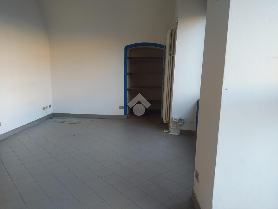 Negozio in affitto a Trescore Balneario