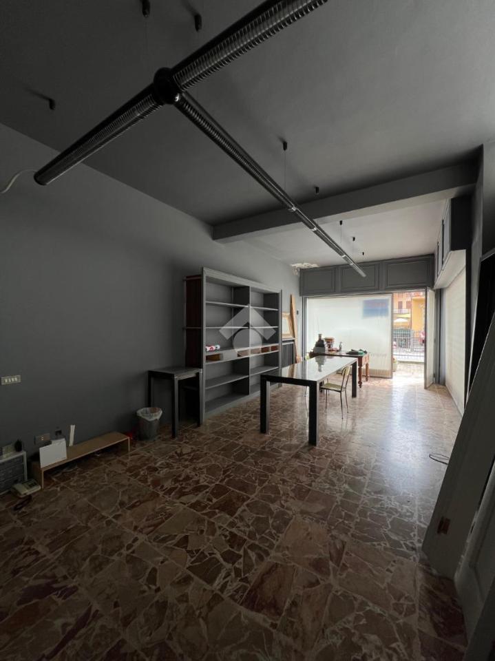 Negozio in vendita a Villongo