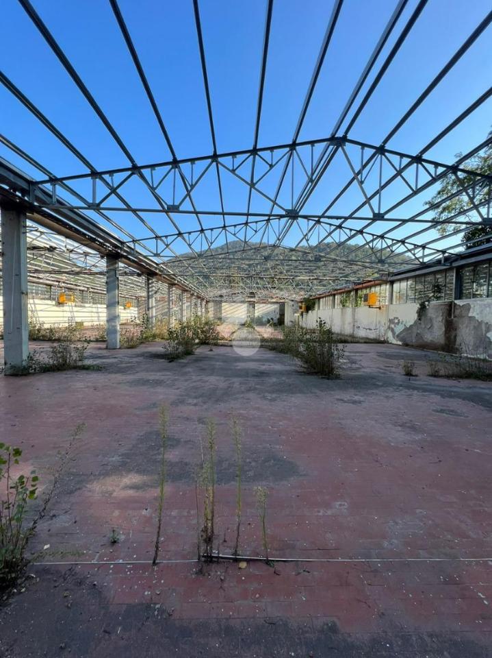 Capannone in vendita a Luzzana