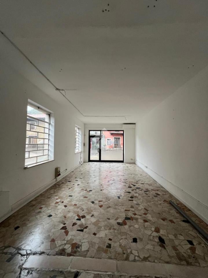 Negozio in affitto a Chiuduno