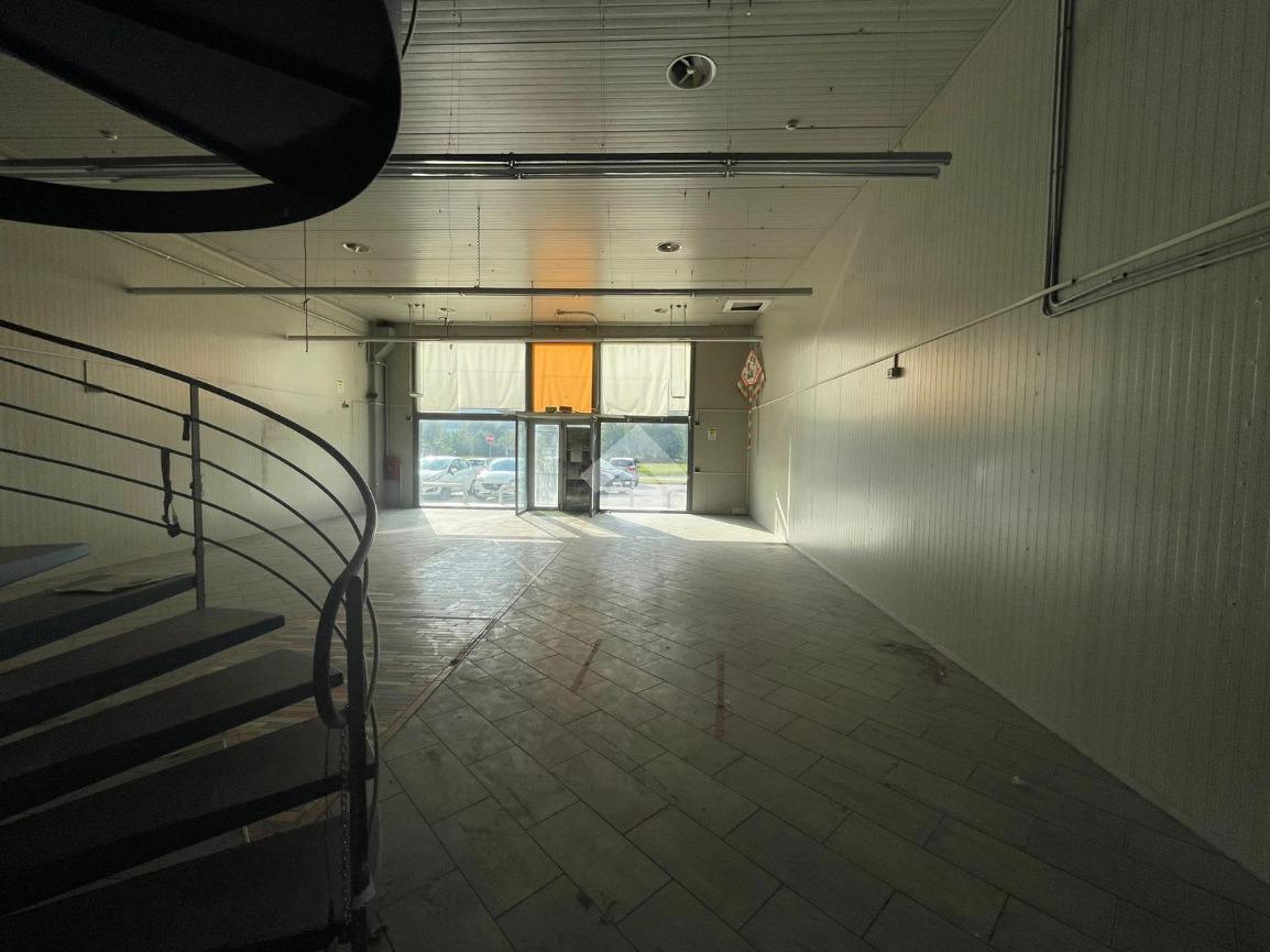 Capannone in vendita a San Paolo D'Argon