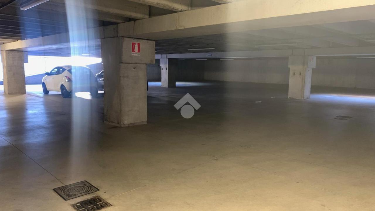 Box in vendita a Terno D'Isola Foto-11