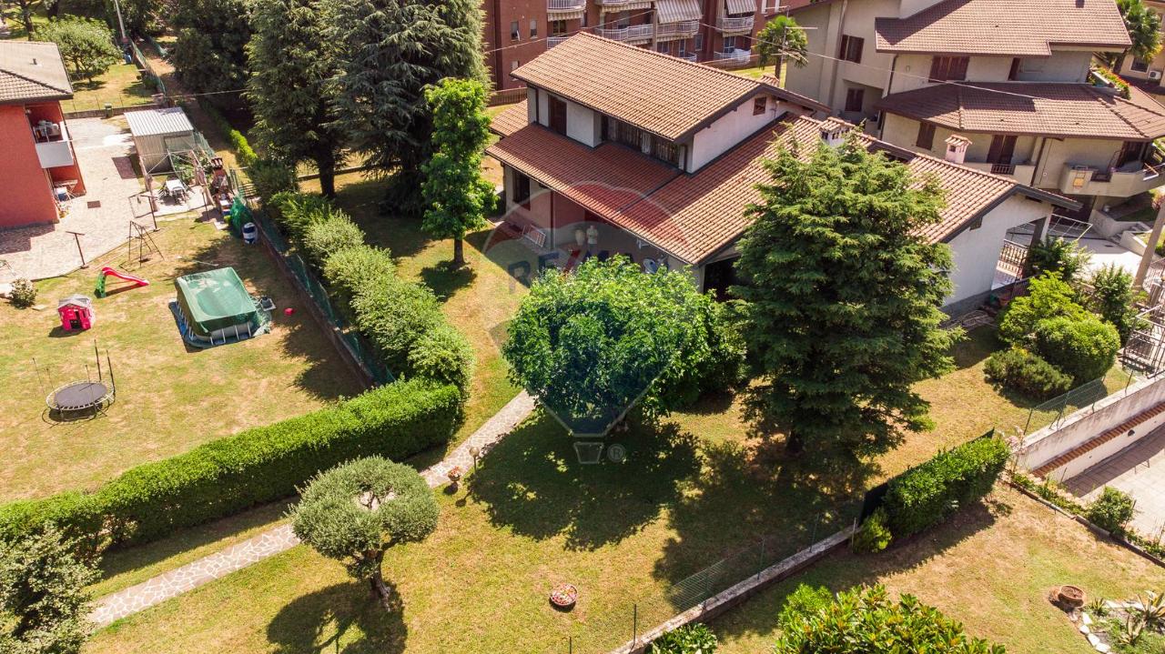 Villa in vendita a Osio Sotto