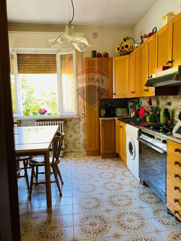 Appartamento in vendita a Desenzano Del Garda