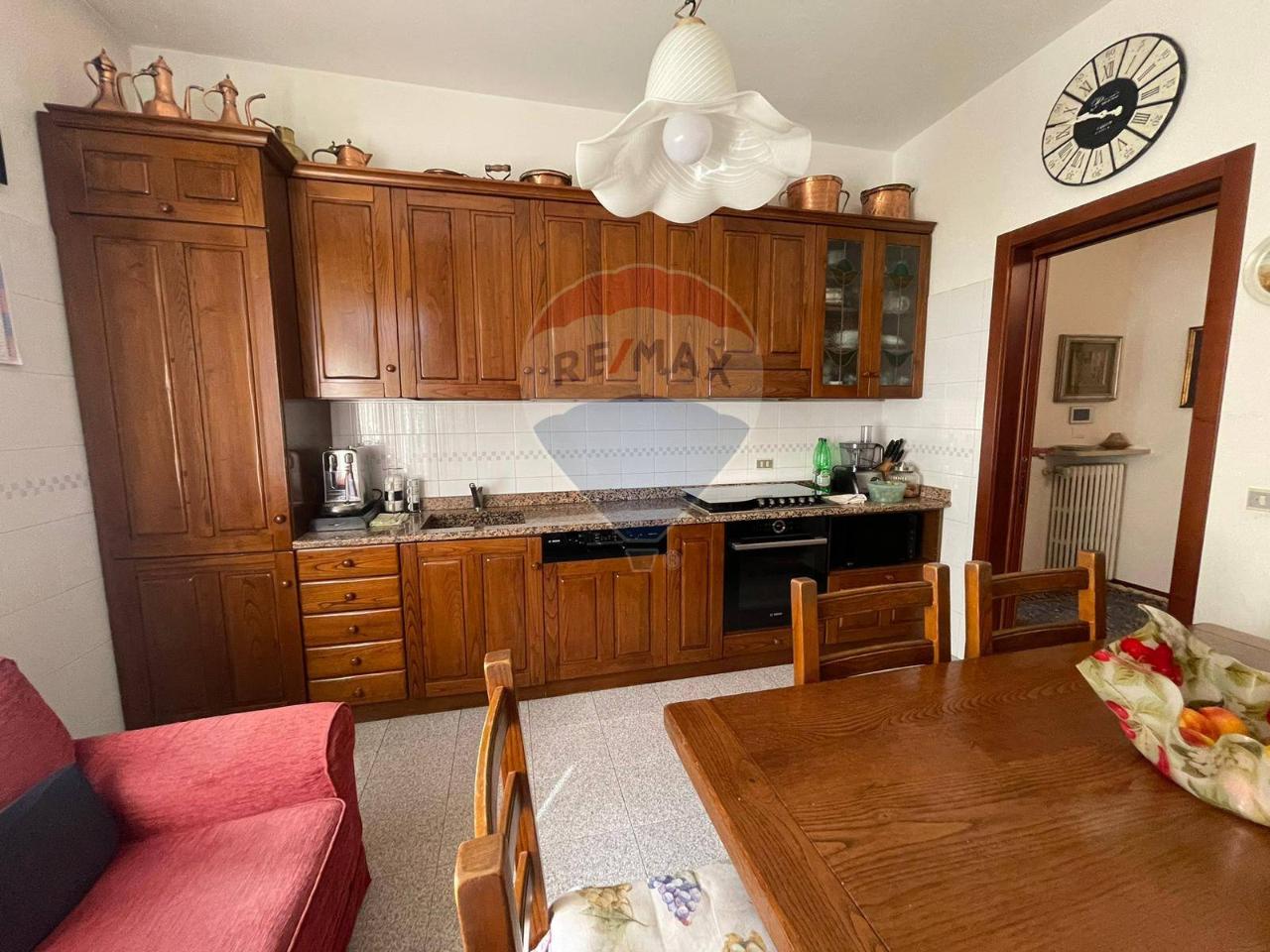 Appartamento in vendita a Desenzano Del Garda